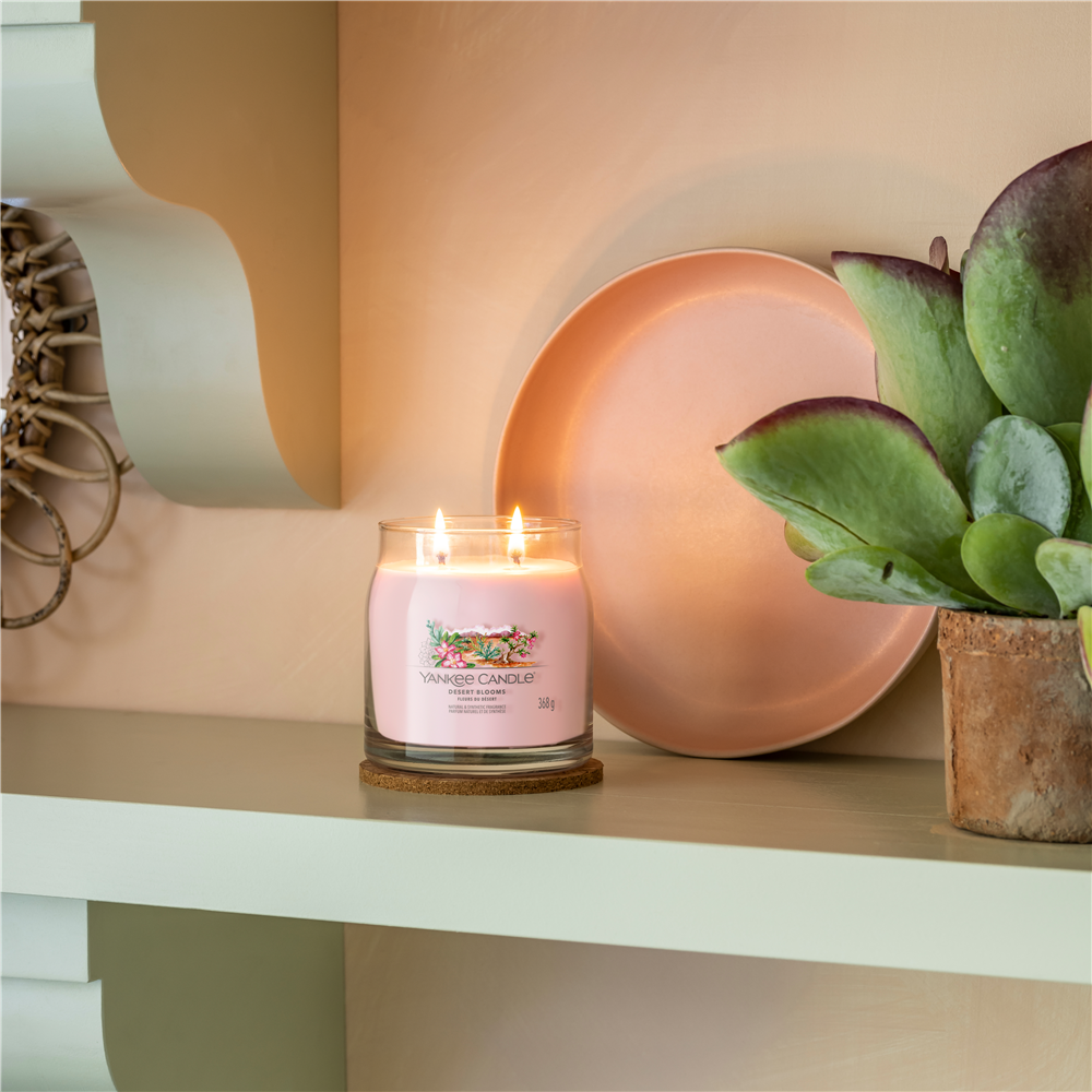 Desert Blooms Signature Medium Jar | Yankee Candle Offizielle Website ...